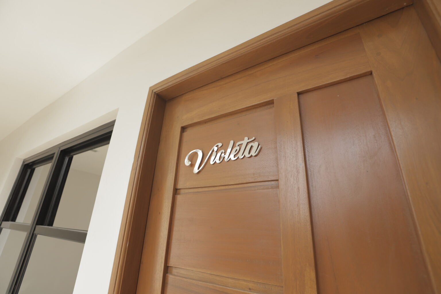 Violeta - Casa Juana Valenzuela